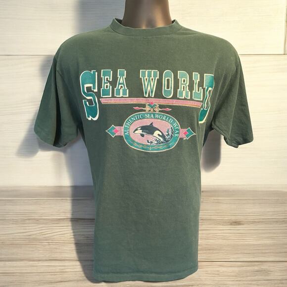 Sportswear | Shirts | Vintage Sea World T Shirt 99s Single Stitch Sz Lg ...